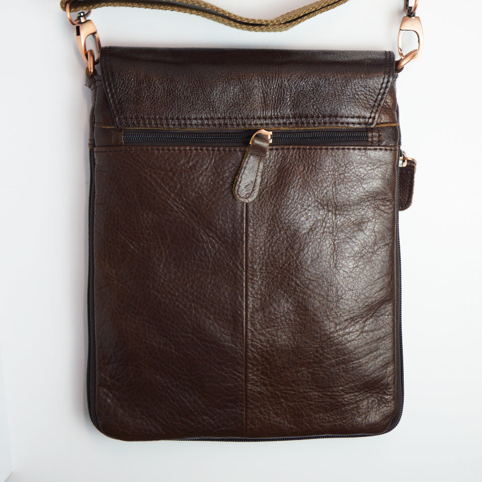 Edwin Genuine Leather Sling Bag – EDWIN® Official Online Store MY